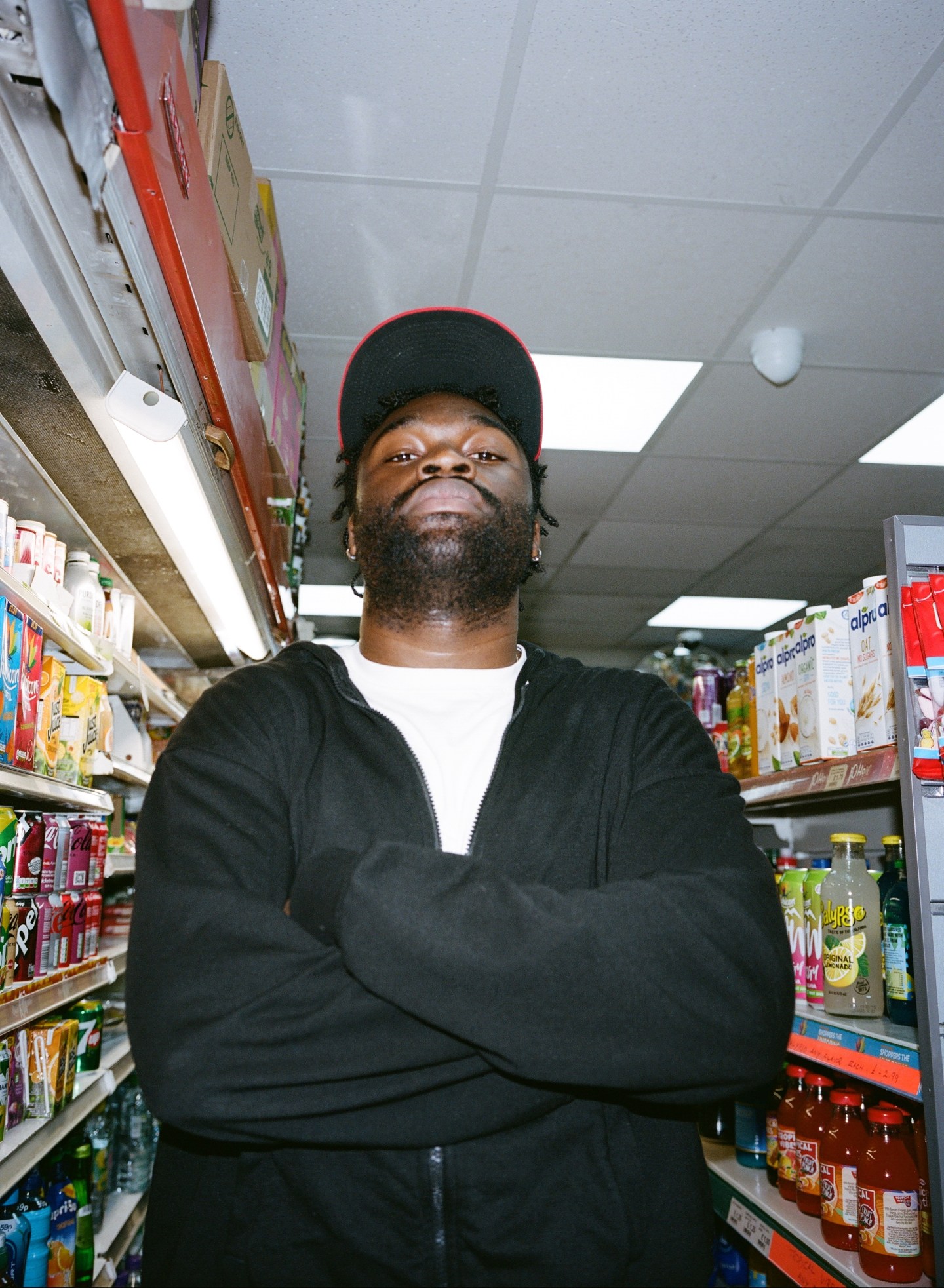 JOSHUA ODULATE – PHOTOGRAPHER
